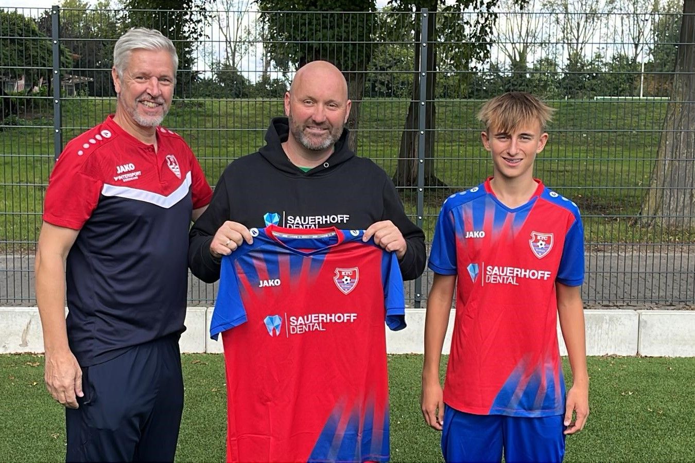 U17 und U19 freuen sich über neue Sponsoren - KFC Uerdingen 05